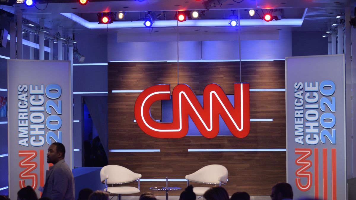 Ratingul CNN s-a prăbușit. Care a fost „contribuția” lui Donald Trump